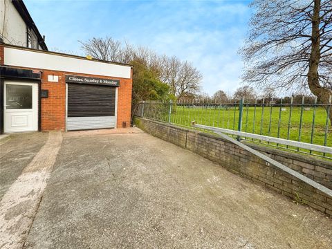 1 bed flat to rent in Park Lane, Netherton, Sefton L30, £600 pcm - Zoopla