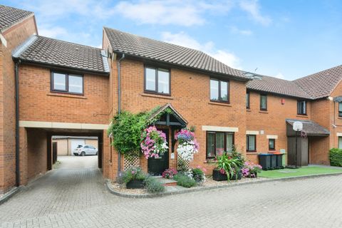 Rowton Heath, Oakhill, Milton Keynes, Buckinghamshire MK5, 4 bed ...