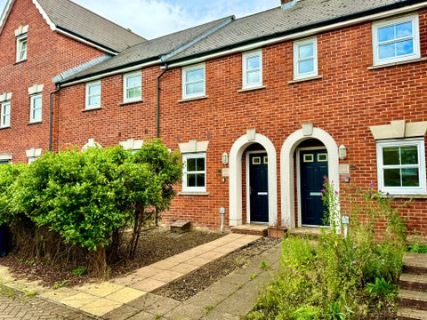 2 bed terraced house for sale in Avon Place, Salisbury SP1, £248,000 - Zoopla
