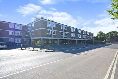 Ballards Walk, Basildon SS15, 1 bed flat for sale, £120,000 - Zoopla