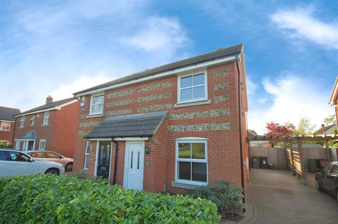 Puddingstone Drive, St.Albans AL4, 2 bed semi-detached house to rent, £ ...