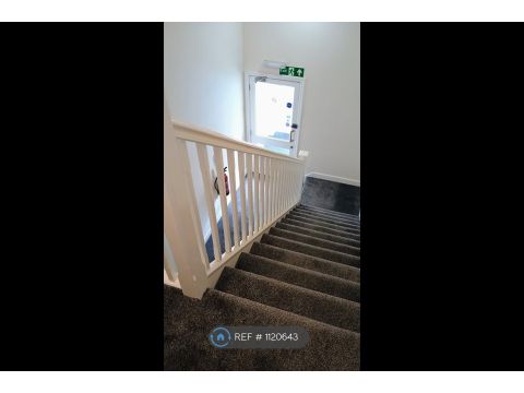 1 bed flat to rent in Hamilton Court, Blackpool FY1, £620 pcm - Zoopla