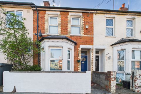 3 bed terraced house for sale in Kensington Road, Reading, Berkshire ...