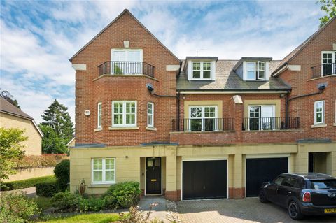 Wellswood, London Road, Ascot SL5, 4 bed semi-detached house to rent, £ ...