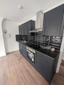 1 bed flat to rent in Waterloo Road, Wolverhampton WV1, £850 pcm - Zoopla