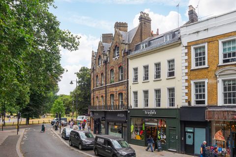 The Pavement, Clapham Common SW4, 1 bed flat for sale, £550,000 - Zoopla