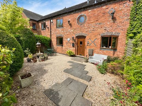 Birches Farm Mews, Madeley, Crewe, Staffordshire CW3, 3 bed terraced ...