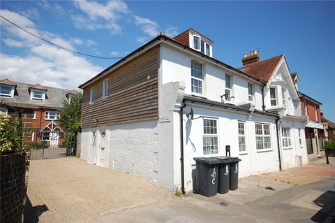 2 bed maisonette for sale in Framfield Road, Uckfield, East Sussex TN22 ...