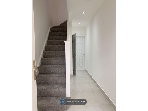 2 bed semi-detached house to rent in Manford Way, Chigwell IG7, £1,800 ...