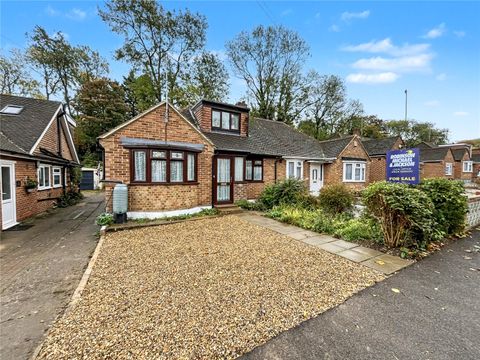 Concord Avenue, Davis Estate, Kent ME5, 4 bed bungalow for sale, £ ...