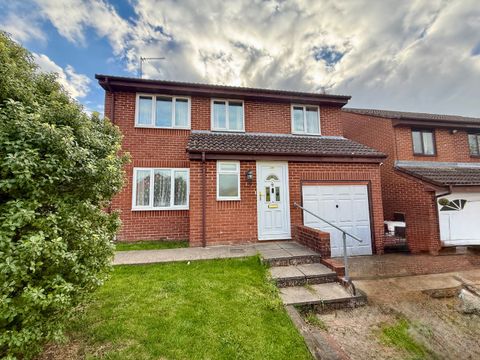 6 Worcester Way, Daventry NN11, 4 bed detached house for sale, £300,000 ...