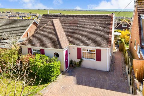 4 bed bungalow for sale in Rodmell Avenue, Saltdean, East Sussex BN2, £ ...