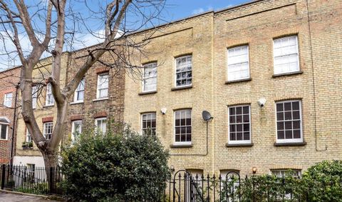 3 bed property to rent in Aulton Place, London SE11, £3,000 pcm - Zoopla