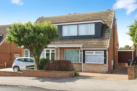 Gleadless Common, Sheffield, South Yorkshire S12, 3 bed semi-detached ...