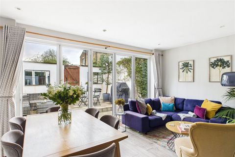 Morrish Road, London SW2, 3 bed flat for sale, £500,000 - Zoopla