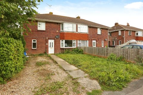 2 bed flat for sale in Wynton Way, Fareham PO15, £230,000 - Zoopla