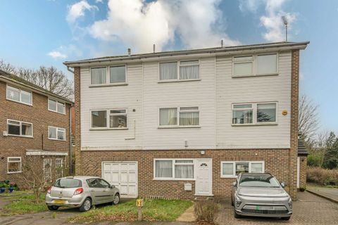 2 bed property for sale in Berystede, Kingston Upon Thames KT2, £ ...