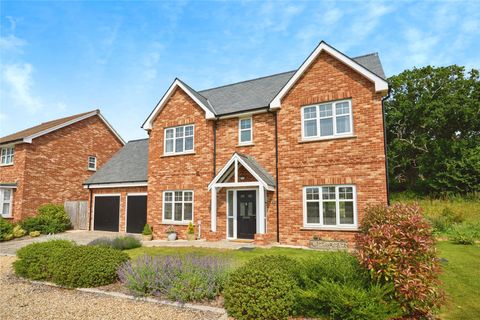 Willow Gardens, Ryde, Isle Of Wight PO33, 4 bed detached house for sale ...