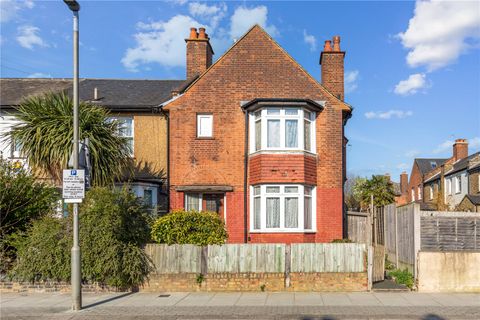 3 bed end terrace house for sale in Lessingham Avenue, London SW17, £ ...