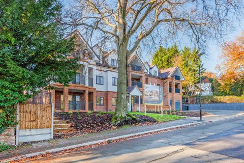 New home, 1 bed flat for sale in Russell Hill Road, Purley CR8, £ ...