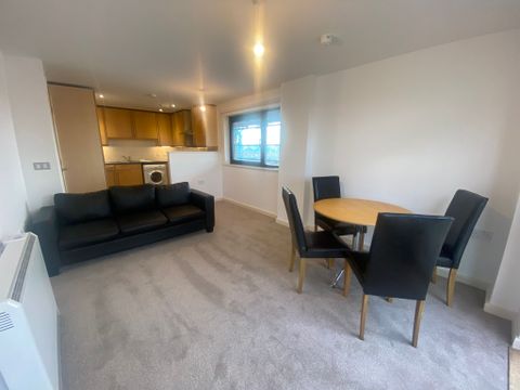 1 bed flat to rent in Forest Lane, London E15, £1,600 pcm - Zoopla