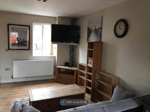 1 bed semi-detached house to rent in Brickfields Road, Worcester WR4, £ ...