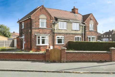 The Crescent, Bircotes, Doncaster DN11, 3 bed semi-detached house for ...