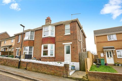 Slade Road, Ryde, Isle Of Wight PO33, 3 bed semi-detached house for ...