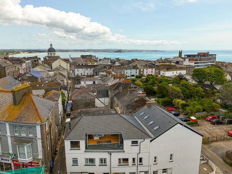 Morrab Road, Penzance TR18, 1 bed maisonette for sale, £499,000 - Zoopla