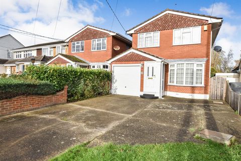 4 bed detached house for sale in Lower Church Road, Benfleet SS7, £ ...