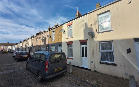 Unity Street, Sheerness ME12, 2 bed property to rent, £1,150 pcm - Zoopla