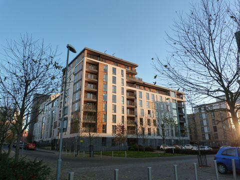 Pulse Development, Colindale NW9, 2 bed flat to rent, £1,712 pcm - Zoopla