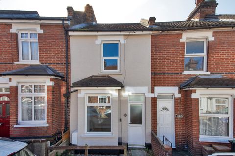 3 bed terraced house for sale in Wingfield Road, Gravesend, Kent DA12, £270,000 - Zoopla
