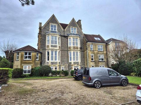 2 bed flat for sale in Princes Road, Clevedon BS21, £230,000 - Zoopla