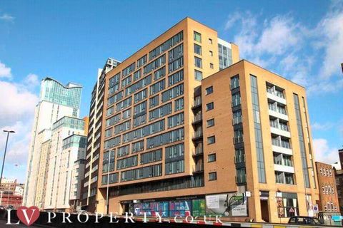 2 bed flat to rent in Westside One, Suffolk Street Queensway ...