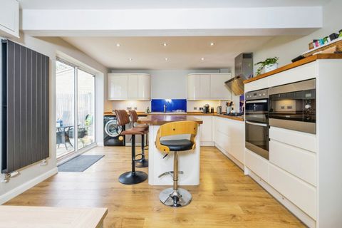 Sycamore Crescent, Doddington Park LN6, 4 bed detached house for sale ...