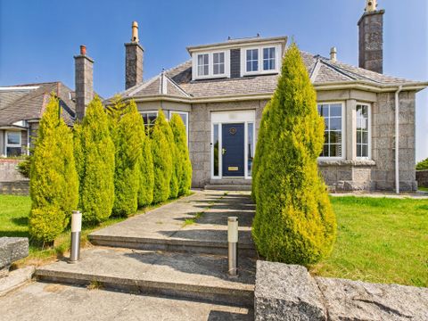 South Anderson Drive, Aberdeen AB10, 4 bed detached house for sale, £ ...