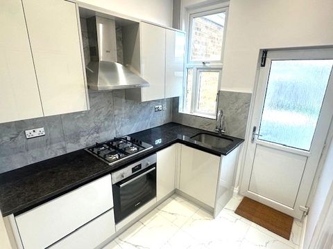 4 bed semi-detached house to rent in Bulstrode Road, Hounslow TW3 ...