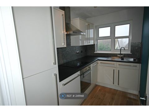 1 bed flat to rent in Murrain Drive, Downswood, Maidstone ME15, £950 ...