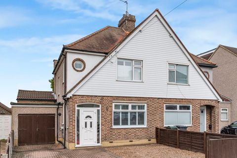 West Hill Drive, Dartford DA1, 3 bed semi-detached house for sale, £500,000 - Zoopla