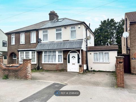Houghton Road, Dunstable LU5, 4 bed semi-detached house to rent, £2,000 ...