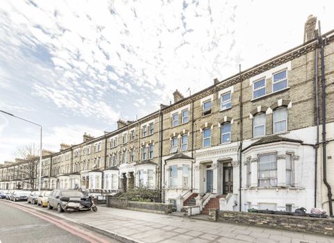 Studio to rent in Talgarth Road, London W14, £1,500 pcm - Zoopla