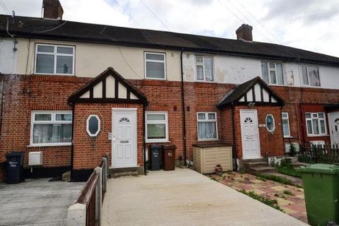 Whalebone Lane South, Chadwell Heath RM6, 2 bed flat for sale, £230,000 ...