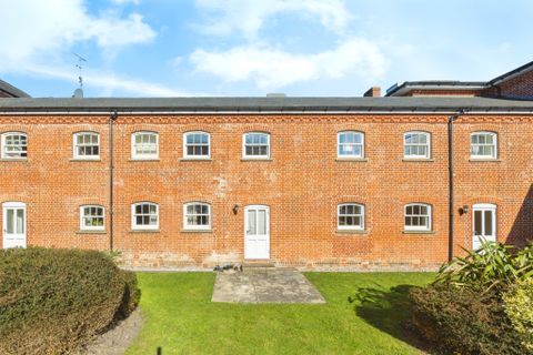 George Roche Road, Canterbury CT1, 3 bed flat for sale, £240,000 - Zoopla