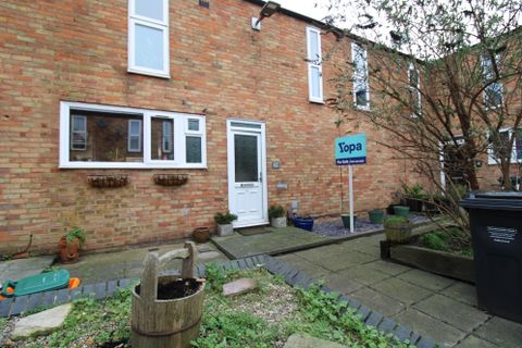 3 bed terraced house for sale in Sorrel Court, Basildon SS15, £280,000 ...