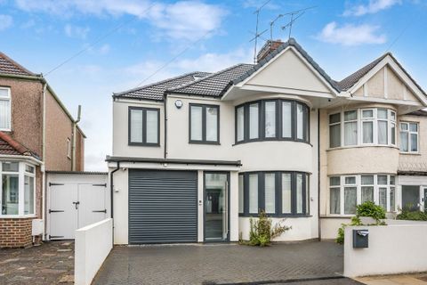 Moat Drive, Harrow HA1, 4 bed semi-detached house to rent, £4,500 pcm ...