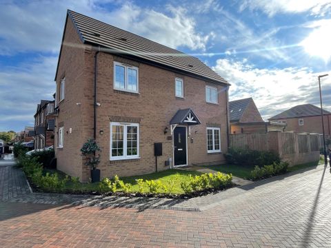 Trapper Grove, New Rossington, Doncaster DN11, 3 bed semi-detached ...