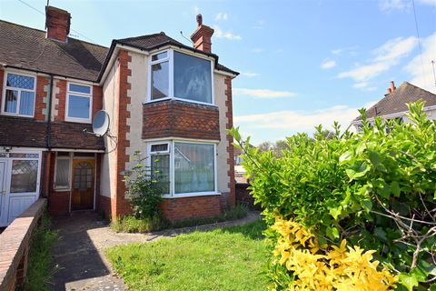 Brodrick Road, Hampden Park, Eastbourne BN22, 4 bed semi-detached house ...