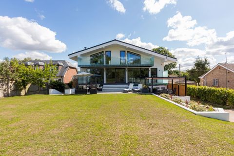 4 bed detached house to rent in Ham Island, Old Windsor, Windsor SL4, £ ...