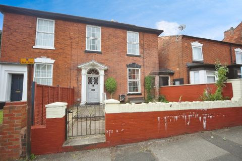 Mount Pleasant, Redditch B97, 3 bed terraced house for sale, £220,000 - Zoopla